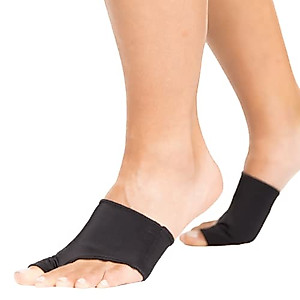 BraceAbility Bunion Corrector Brace - Copper Gel Pad Protector Support Sleeve for Day or Night Big Toe Pain Relief, Hallux Valgus Treatment, Calluses Cushion Guard for Women and Men (S/M - 1 Pair)