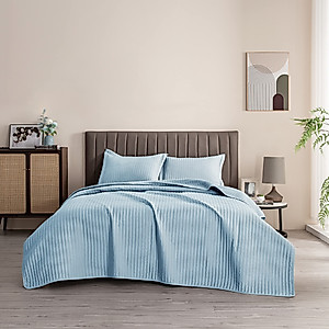 Great Bay Home King Quilt Bedding Set, 3-Piece Lightweight Summer Channel Stitch Quilt Set with Shams, Ultra Soft Baby Blue Bedspreads, Quilted Bedding Coverlets for All Seasons