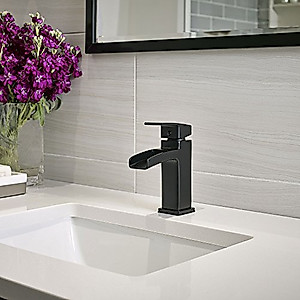 Pfister LG42DF0B Kenzo Single Control 4" Centerset Bathroom Faucet, Matte Black