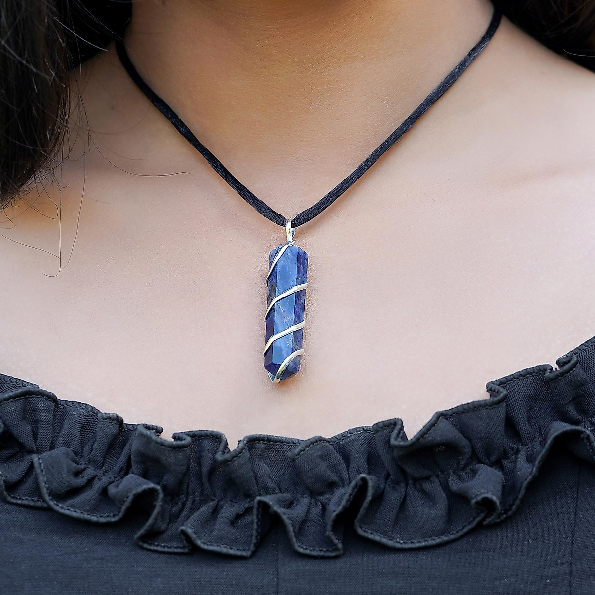 Natural Sodalite Crystal Healing Necklace - for Third Eye Chakra. Promotes Communication, Deepens Meditation, Instills Drive for Truth. Calms Anxiety, Enhances Self-Acceptance. with Stylish SS Chain