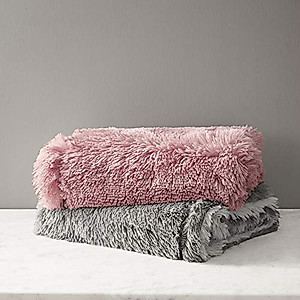 CosmoLiving by Cosmopolitan Cleo Throw Blanket-Faux Fur Shaggy to Mink Reverse Deluxe Ombre Fuzzy Design Spread, Ultra Soft, Cozy Living Room Couch, Sofa, Bed, 50"" x 60"", Grey (CL50-0030)