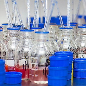 ALWSCI 1000ml Graduated Glass Round Media Storage Bottle with blue GL45 Screw Cap, 3.3 Borosilicate Glass, Wide Mouth Lab Reagent Bottle, Pack of 1