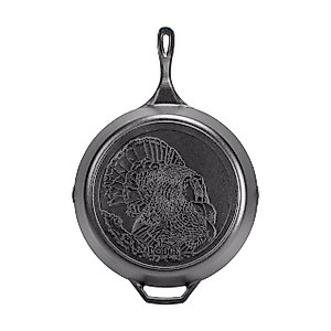 Lodge Wildlife 13.25 in Cast Iron Skillet with Turkey Scene