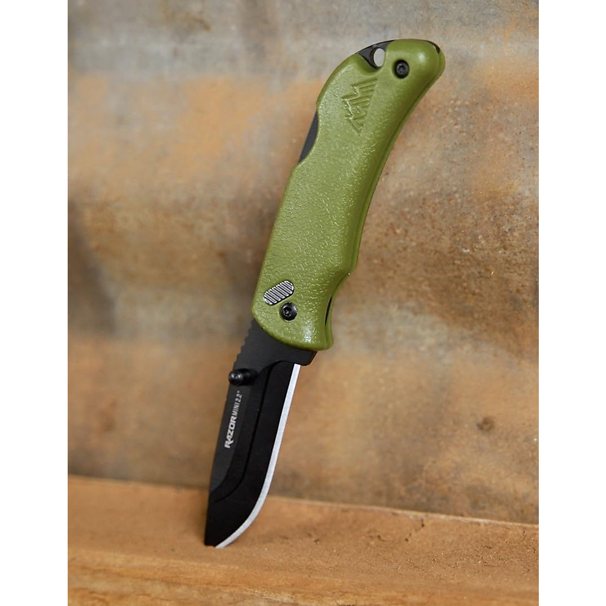 OUTDOOR EDGE Razor Mini Folding Pocket Knife | Compact 2.2" EDC Knife with RazorSafe Replaceable Blades | Perfect Small Everyday Carry Knife for Men Women | Includes 2 Replaceable Drop Point Blades