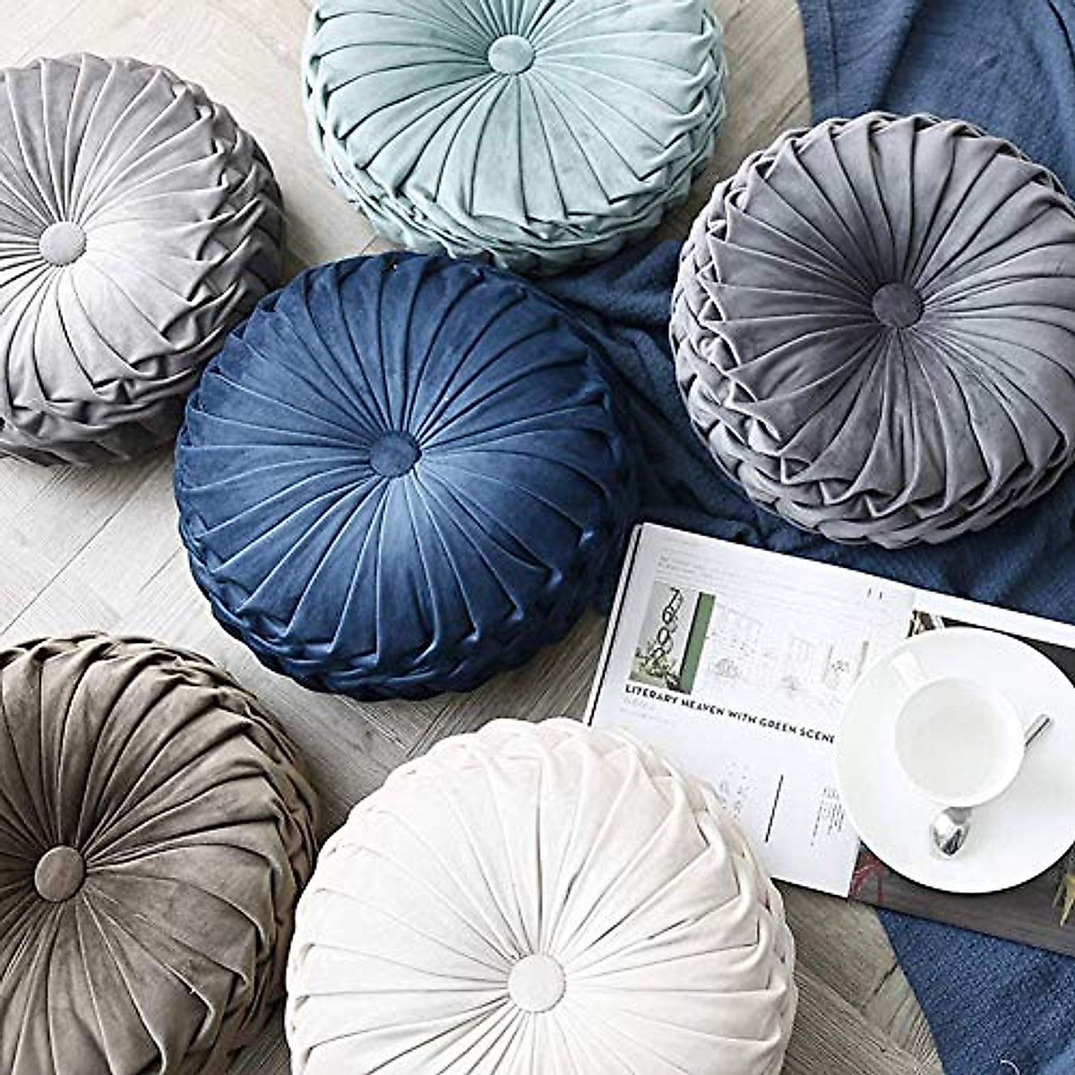 YunNasi Round Throw Pillow Velvet Pleated Filled Cushion Floor Pillow for Home Sofa Chair Bed Car Decor 13 inch (Black)