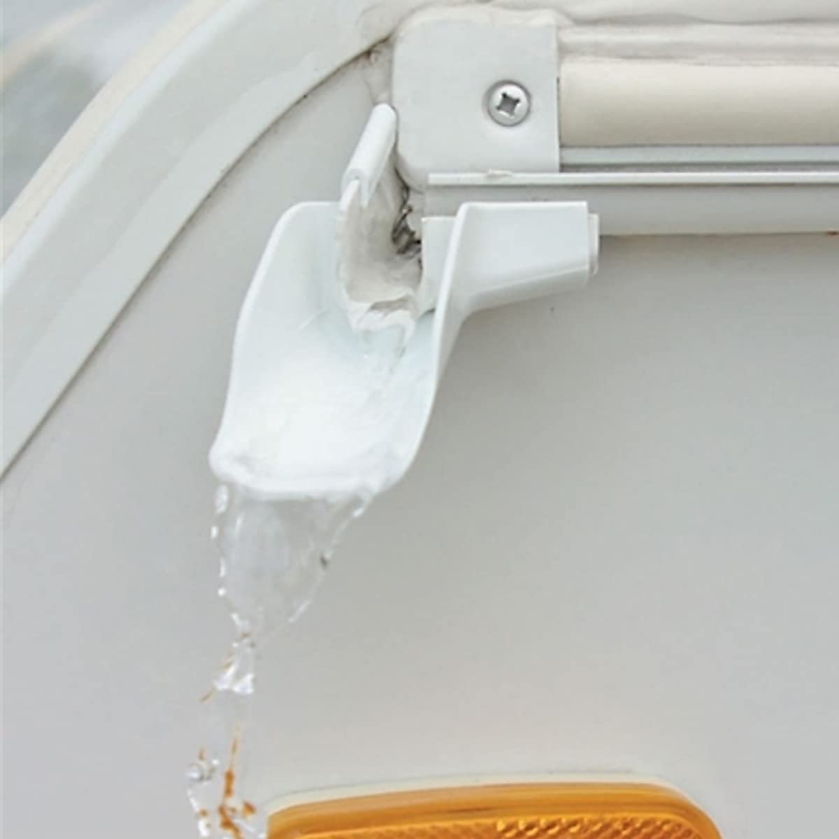 RV Gutter Spouts, White Rain Gutter Extensions to Protect The Top of RV in Rainy Days, Reduce Dirt and Black Streaks on Your RV（4 Left & 4 Right）
