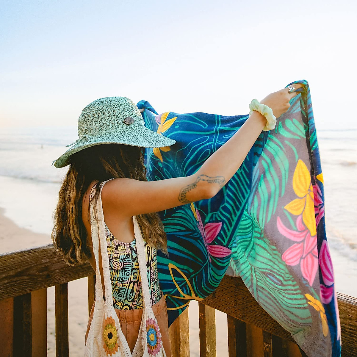 Panama Jack Women's Crocheted Toyo Sun Hat with Sizing Tie, 4" Big Brim (Natural)