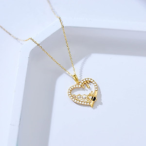KECHO Gold Bee Necklace Gifts for Mom Women 14k Yellow Gold Honeycomb Honey Bee Pendant Necklaces Love Heart Jewelry Gifts for Women Her Wife