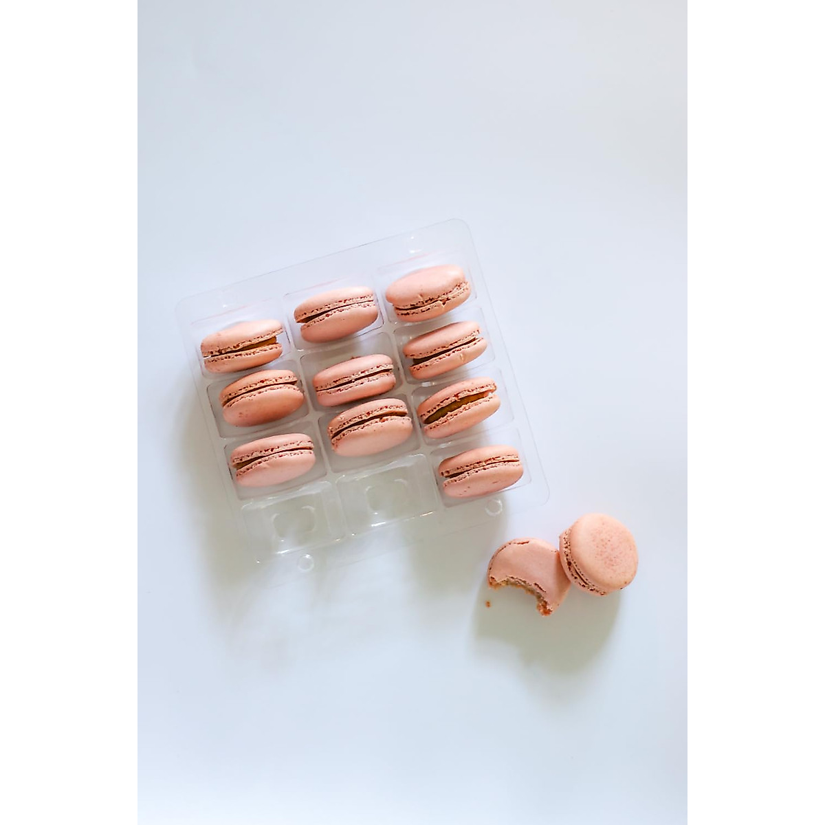 Vend Exchange Clear Plastic Macaron Containers - Fits 12 Macarons (Pack of 14)