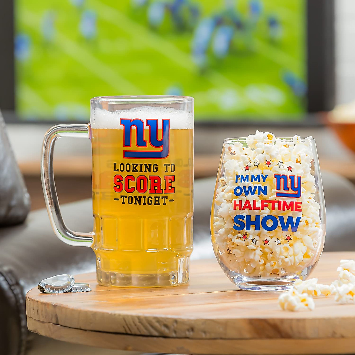 Team Sports America NFL New York Giants, Stemless 17 OZ Wine Glass & Beer Mug 16 OZ Gift Set with Box | Keeps Drinks Cold | Officially Licensed