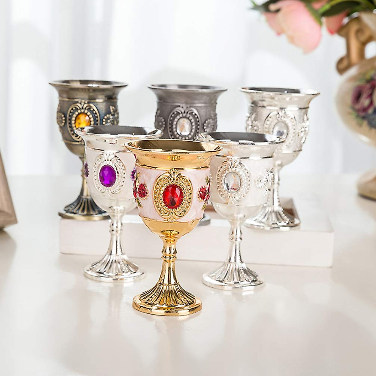 DOITOOL Wine Goblet Metal Wine Glass Gem Inlay Style Zinc Alloy Goblet Carved Liquor Goblets Stem- Cup Stemware for Party Decorations Wedding Prop (Silver, Random Flower Pattern)