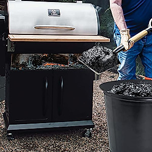 NC Small Garden Shovel, Kids Beach Shovel ,Shovel for Digging 28-inch with Wood Handle, Kids Snow Shovel,Mini Square Shovel ,Shovels for Gardening with D- Handle Gardening Tools, 28inch