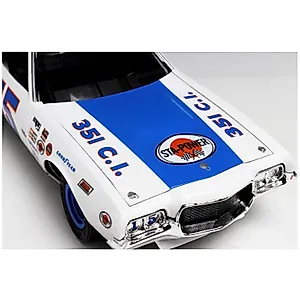 C.P.M. MPC MPC839 1:25 Scale Bobby Isaac Ford Torino Stock Car Model Kit