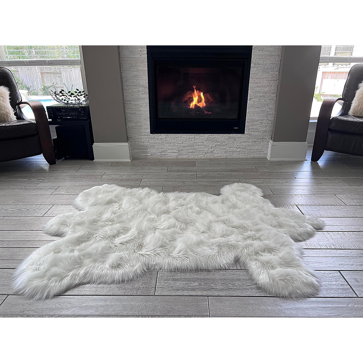 LAMBZY Bear Skin Rug Super Soft Fluffy Faux Fur for Bedroom Floor Sofa Living Room High-Density Plush Shaggy Carpet Sofa Cover Bedside Sheepskin Rug (2'x3', White)