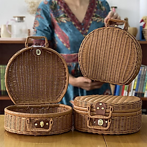 QRZLP Wicker Storage Basket, Round Vine Weaving Storage Handbag with Hand Small Suitcase Retro Weaving Vine Weaving Carrying Case Gift Box. (S)
