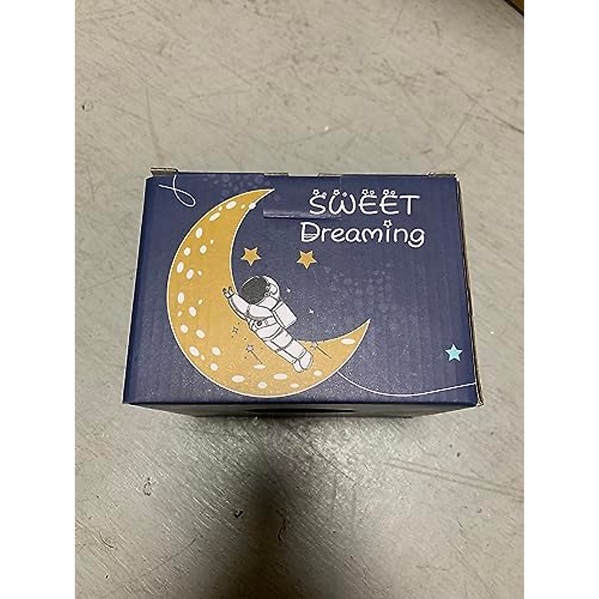 Kawaii Astronaut Cup Space Embossed Planet Mug, Cute Ceramic Coffee Mug, Novelty Mug with Lid and Spoon for Coffee, Tea, Milk, Aesthetic Room Decor Funny Gift Birthday for Girl Boy Women (Dark blue)