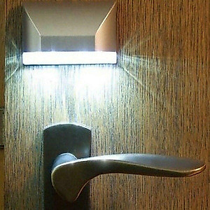 LENMO Keyhole Light Lamp Battery Operated PIR Infrared IR Wireless Auto Sensor Motion Detector Door Keyhole with 4 LED Bulbs Light Lamp Tap Lights LED Night Light for Key Hole/Door Lock