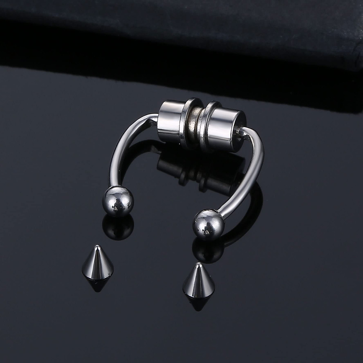 MEQNOIG Horseshoe Septum Nose Ring Fake Nose Ring Hoop Nose Cuff Non Piercing (Silver)