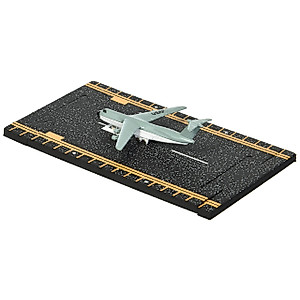 Hot Wings Planes C-5 Galaxy with Connectible Runway Die Cast Plane,Green