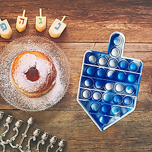 Hanukkah Gifts Poppit Dreidel Pop Fidget Toy Chanukah Party Popper Hanukah Gift Jewish Holliday Kids Adult Menorah Holiday Present Fun Push Game Stress Silicone Sensory Judaica Traditional Driedel