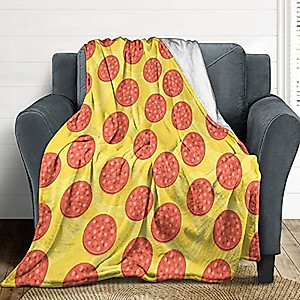Pepperoni Pizza Pattern Flannel Fleece Throw Blanket Soft Warm Lightweight Fuzzy Plush Blankets for Bed Couch Sofa 70"x80"