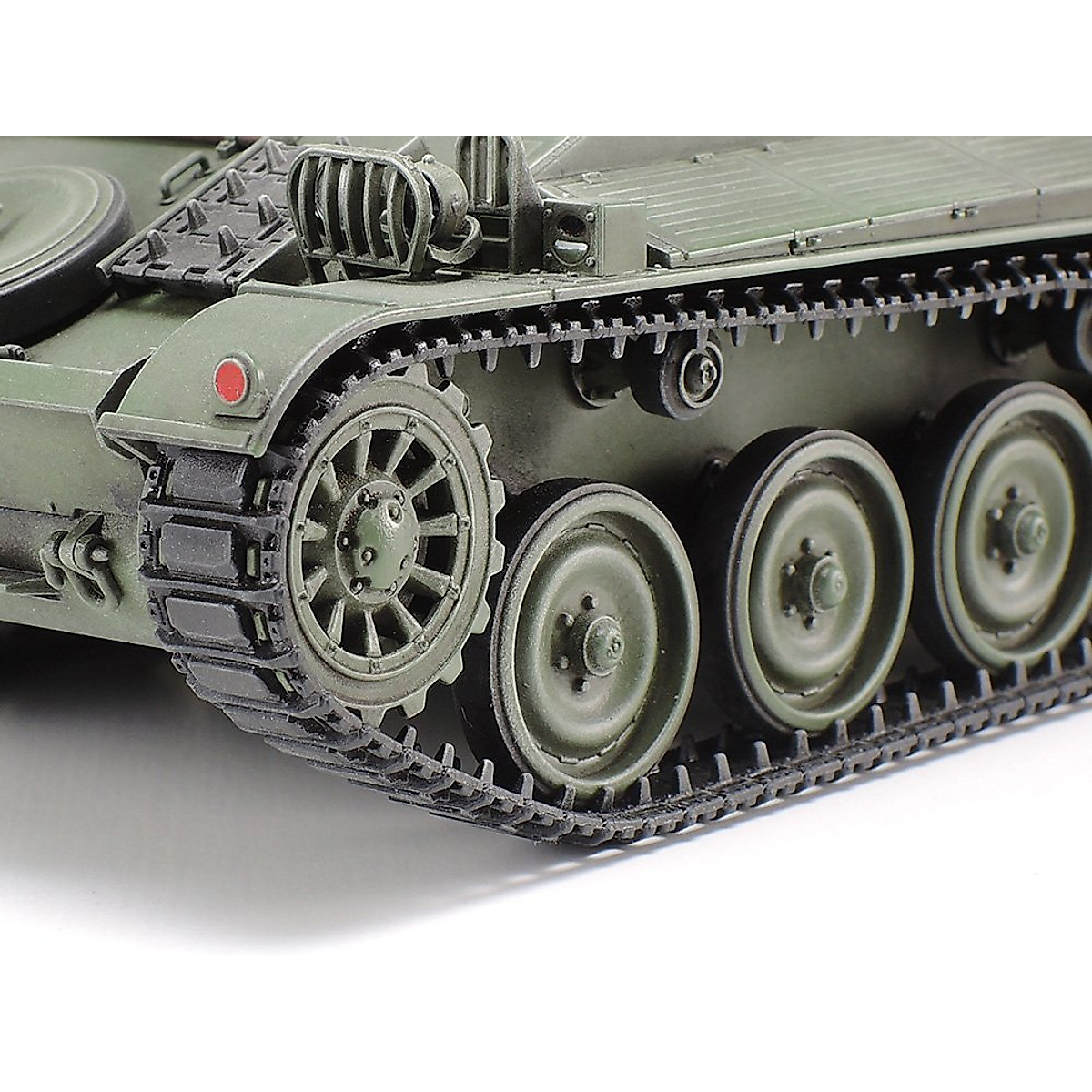 Tamiya French Light Tank Amx-13 Hobby Model Kit