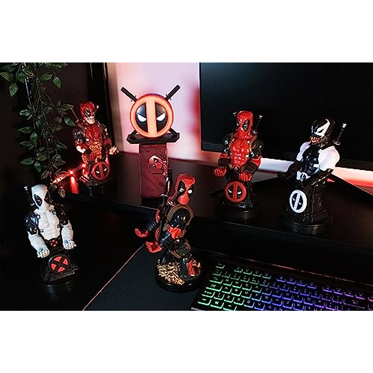Cable Guys - Deadpool "Back In Black" Venom Accessory Holder for Gaming Controllers and Smartphones (Electronic Games////)