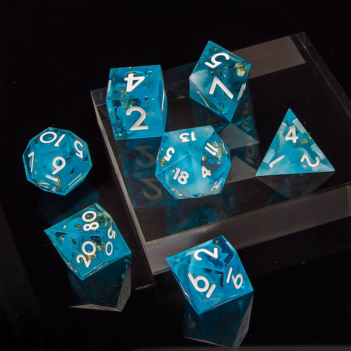 DND Polyhedral Dice Set RUNFNG Resin Sharp Edge D&D Dice 7PCS D+D Transparent RPG Dice for Dungeons and Dragons Accessories, Role Playing Table Game, Warhammer with Metallic Box