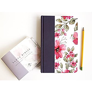 Biblia RVR 1960 letra grande. Tapa dura tela azul púrpura con flores tamaño manu al / Bible RVR 1960 Handy Size Hardcover Cloth with Purple Blue Flowers