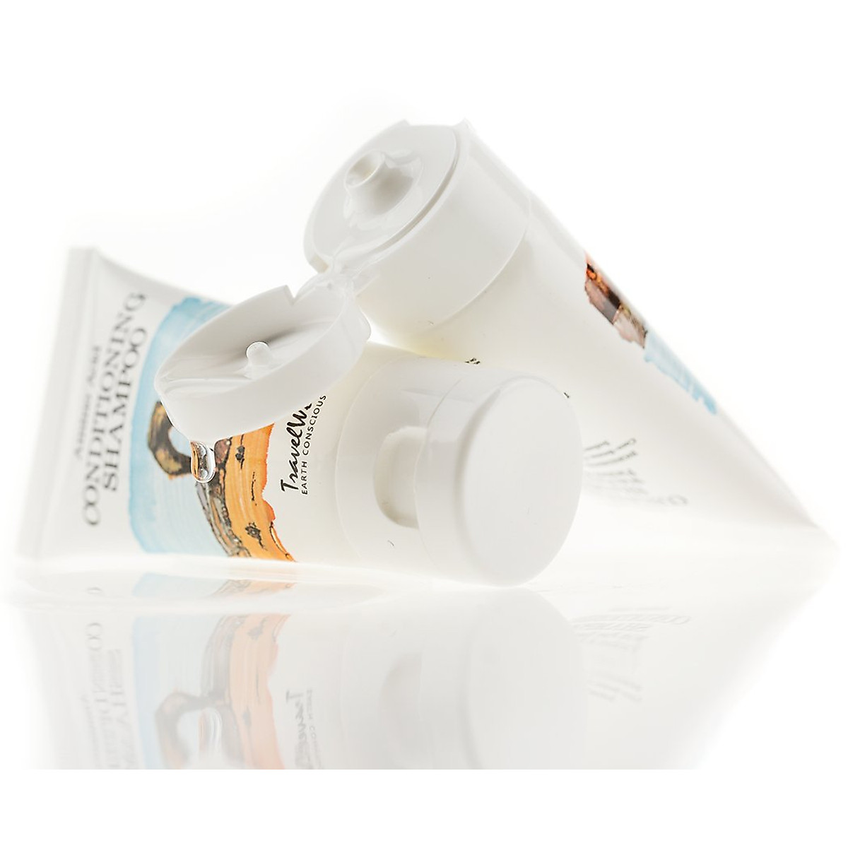 Travel Well Hotel Toiletries Amenities Travel Size Massage Cleaning Soaps In Bulk 1.0oz/28g,30ml Shampoo & Conditioner 2 in 1,Boxed Toothbrush Toothpaste Individually Wrapped 30 Set