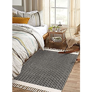 Lahome Boho Entryway Rug, 3x5 Rug for Bedroom Lightweight Washable Throw Rug Woven Cotton Bathroom Rugs with Tassels, Farmhouse Black and White Rug for Living Room Kitchen Office Dorm Gifts