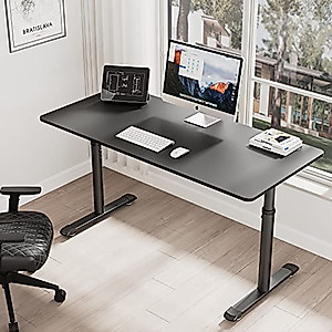 EUREKA ERGONOMIC 60 Inch Manual Height Adjustable Computer Gaming Desk, Large Home Office Standing Table Workstation for 3 Monitors with Free Mouse Pad for Home Office Gaming,Black