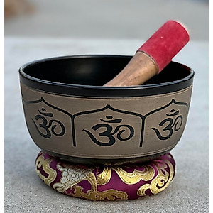 DharmaObjects Yoga Meditation 6 Inches OM Mantra Singing Bowl/Pad/Mallet Gift Set (Black)
