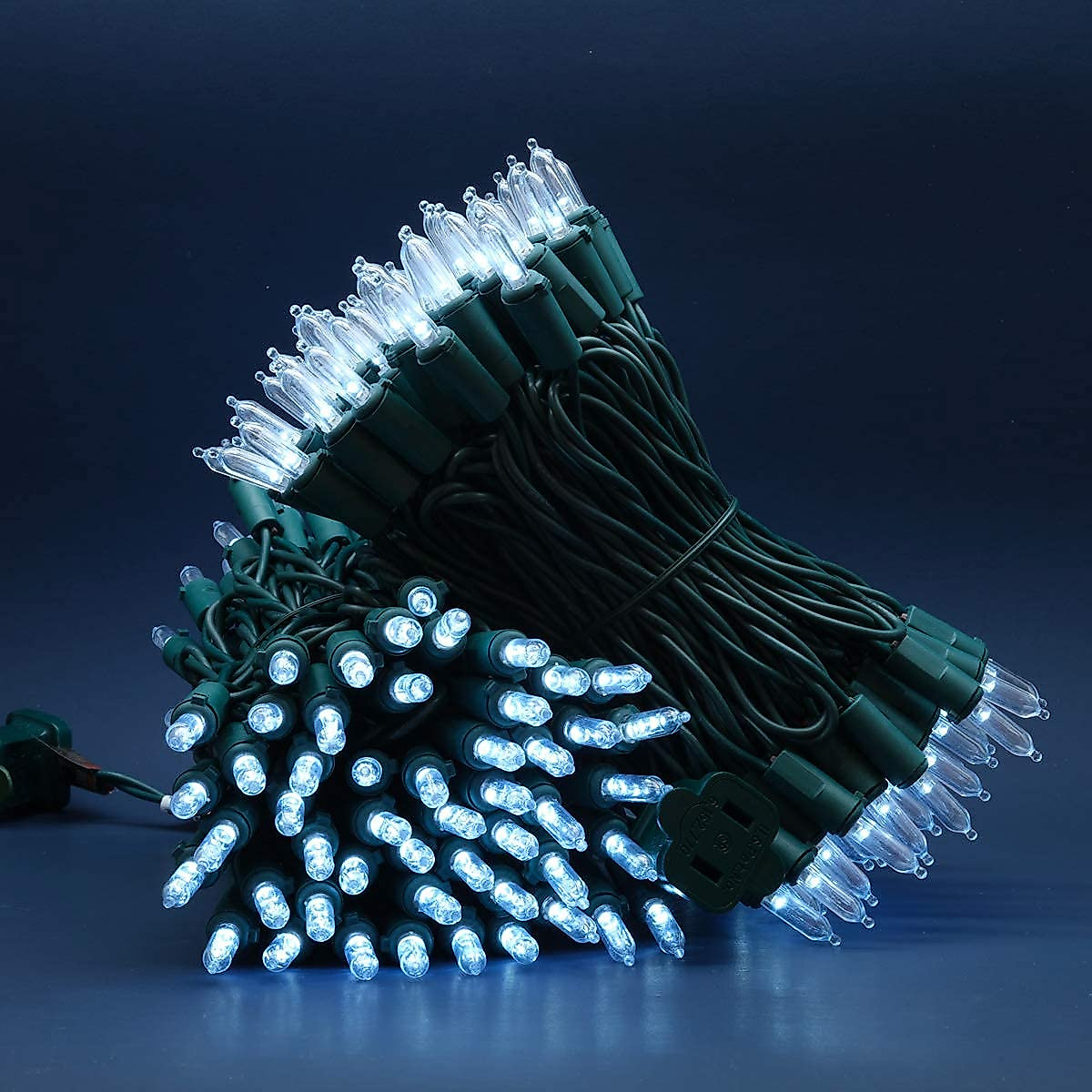 SWEET SHINE 200 Count Cool White LED Christmas Lights, 66 ft Green Wire UL Certified Commercial Grade LED Holiday String Light Set (Cool White)