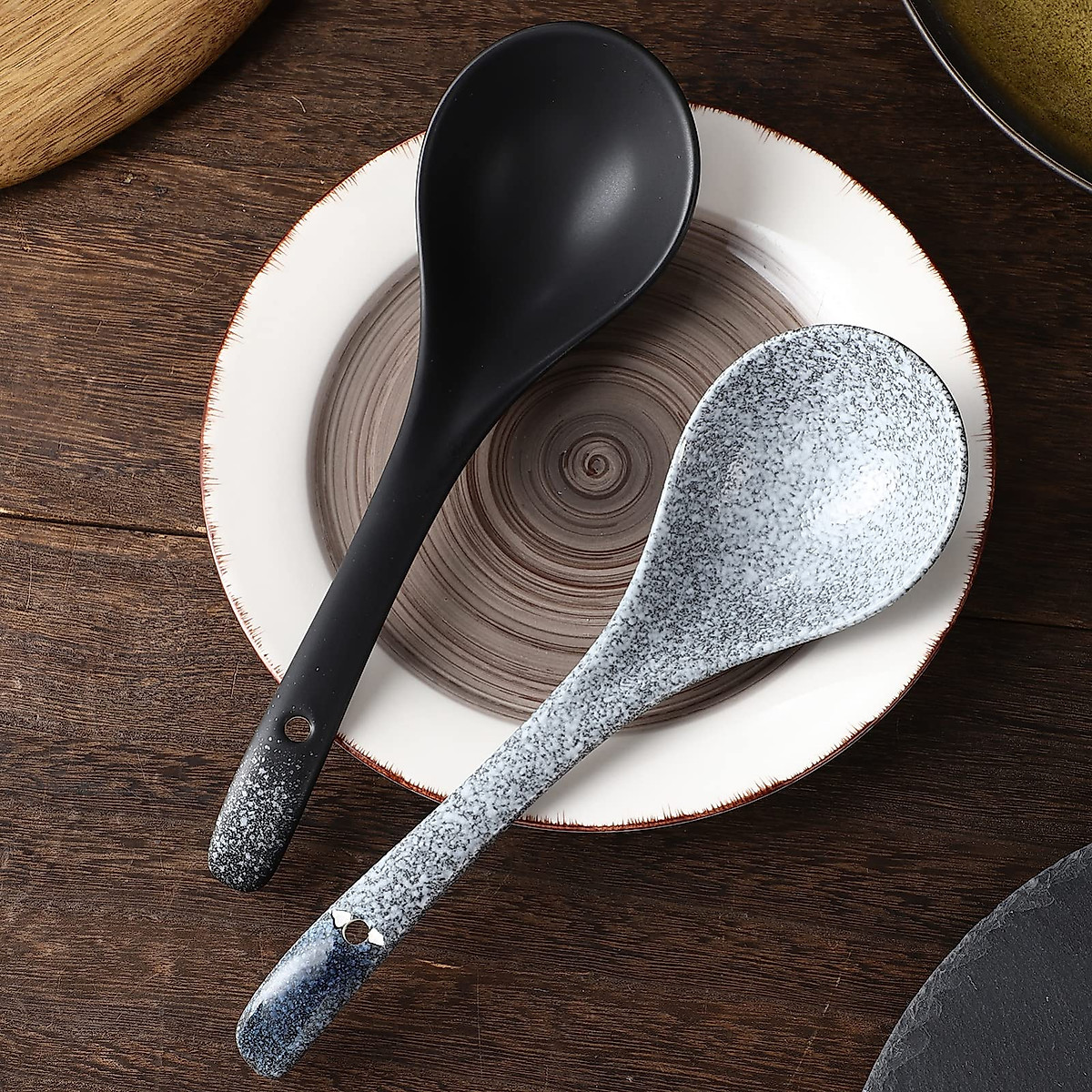 Happyyami Chinese Spoons Chinese Spoons 2 Pcs Ceramic Soup Spoons Japanese and Korean Ceramic Soup Spoons Handle Rice Spoons Asian Soup Spoon for Ramen Noodles Rice Ceramic Dishes Ceramic Dishes