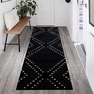 HAOCOO Moroccan Washable Runner Rug, 2’x6’ Modern Geometric Hallway Runner Rug,Woven Cotton Diamond Kitchen Runner Rug Floor Carpet Black Area Rugs for Entryway Bedroom Laundry Room Living Room