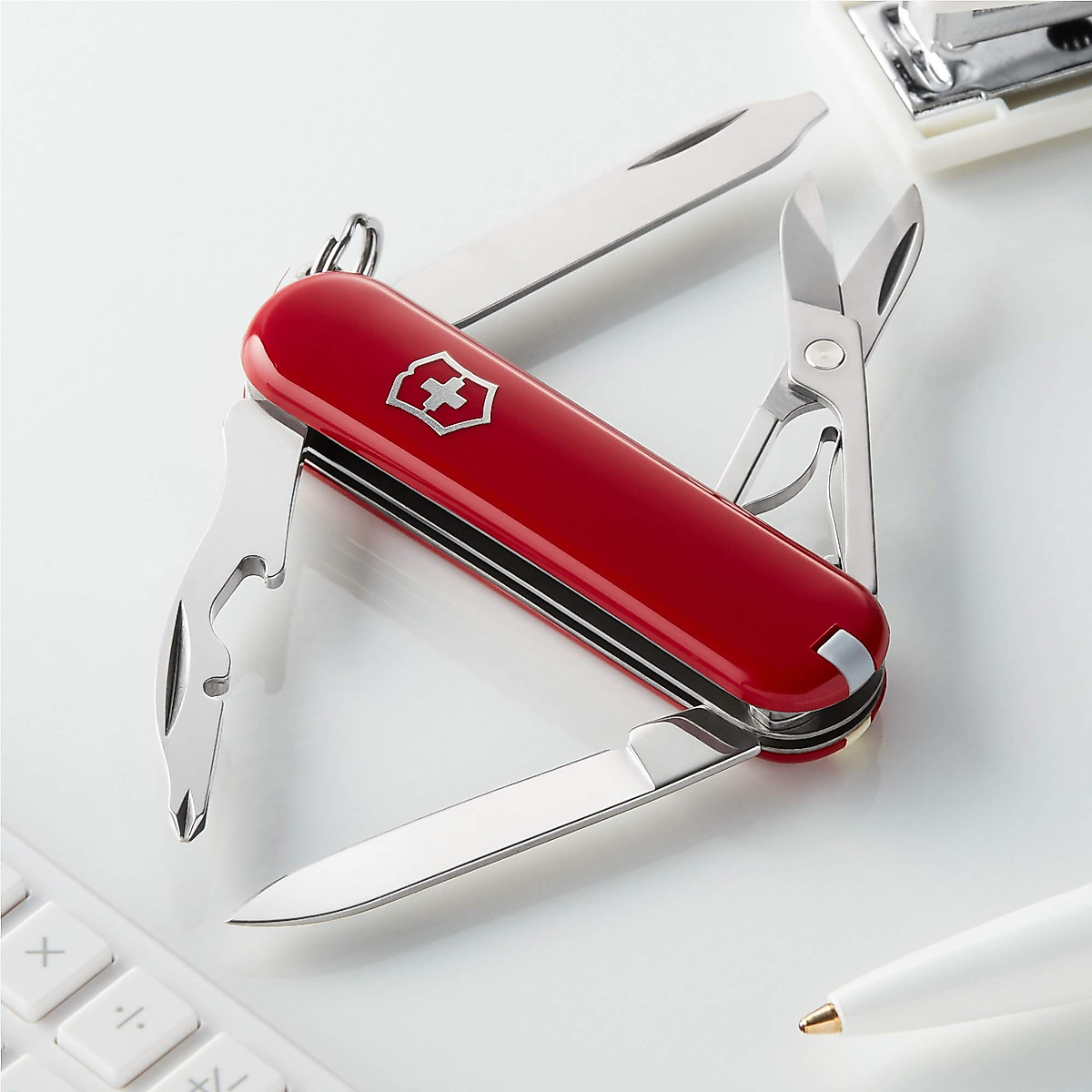 Victorinox Swiss Army Rambler Pocket Knife, Red ,58mm