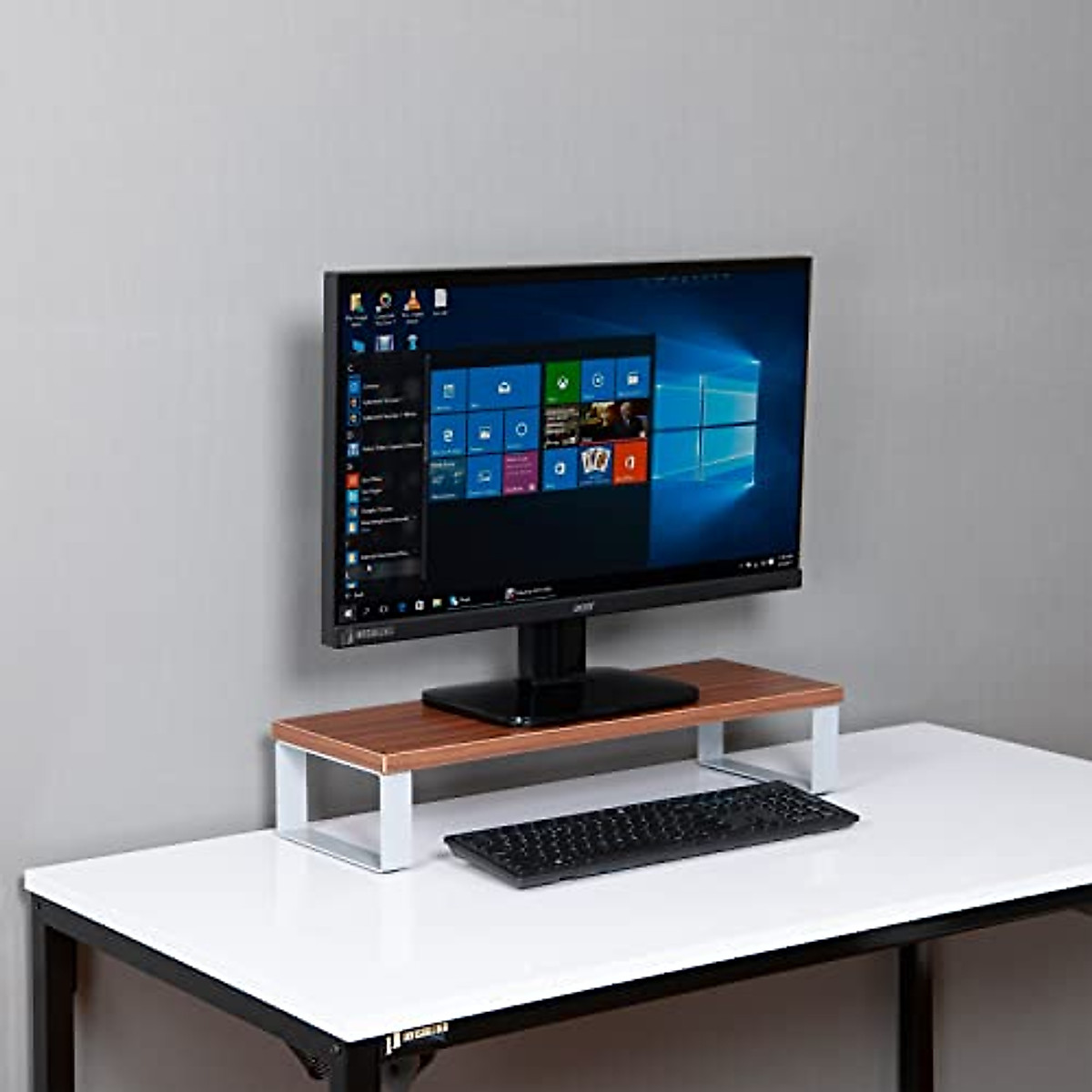 INVISIBLE BED Sturdy Engineered Wood Heavy-Duty Monitor Riser Stand On Desk/Table (23.42 X 8.26 X 4.64 in) X-Small Canadian Walnut