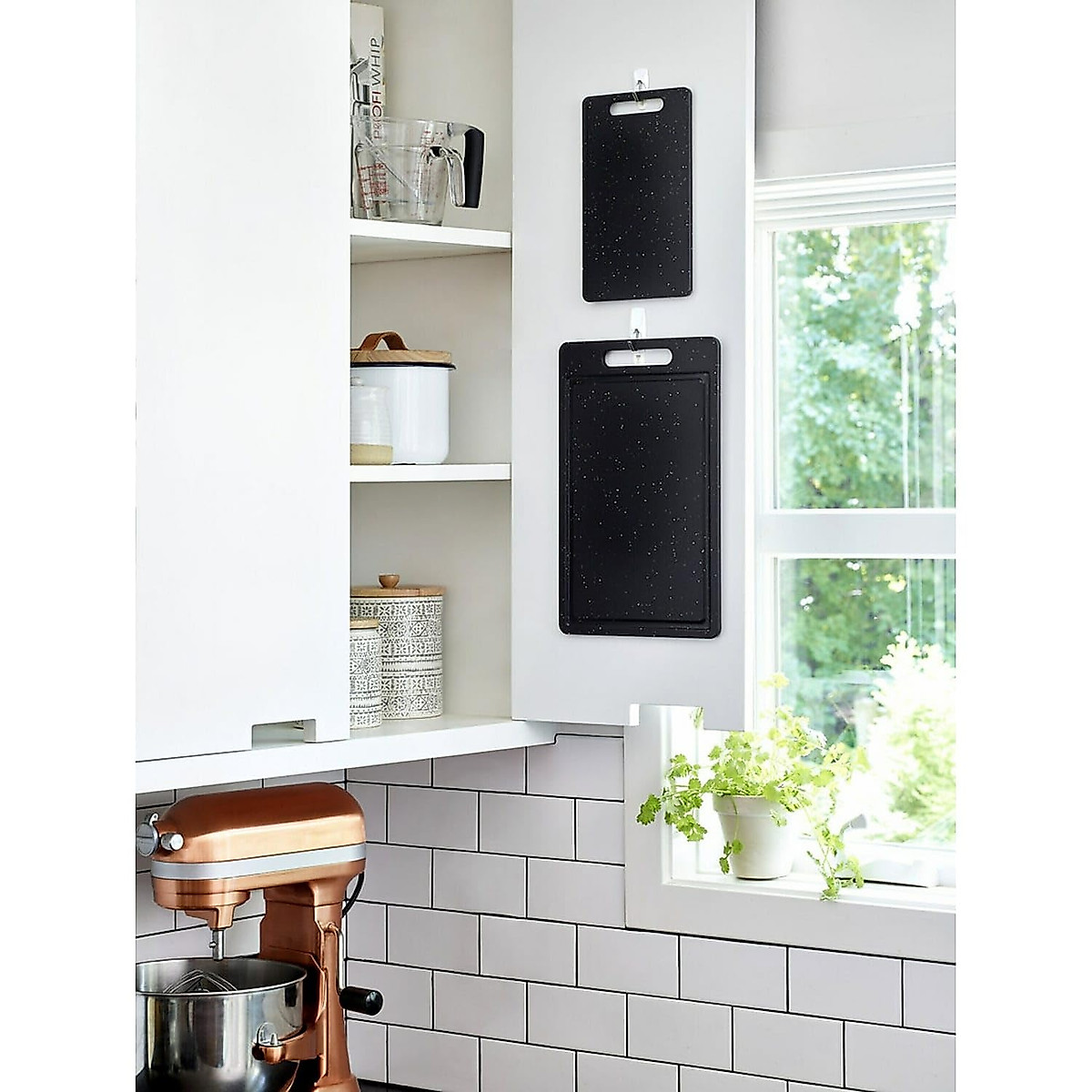 Command Small Wire Hooks, White, 22 Hooks/Pack (17067-22NA)