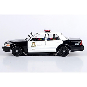 Motormax 2010 Ford Crown Victoria Police Interceptor LAPD Los Angeles Police Department 1/24 Diecast Model 76946 by All Star Toys