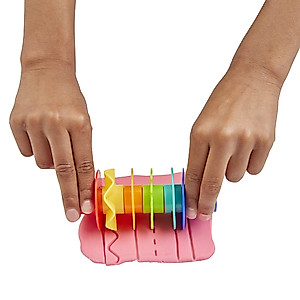 Play-Doh Grab 'n Go Activity Center, with Over 30 Tools and 10 Cans, Kids Arts and Crafts, Preschool Toys for 3 Year Old Girls and Boys and Up, Non-Toxic (Amazon Exclusive)