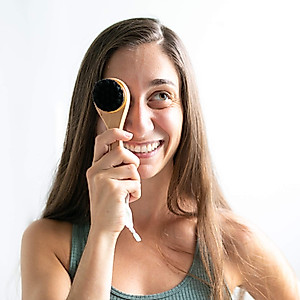 GranNaturals Manual Facial Cleansing Kabuki Brush - Skin Cleanser & Scrubber for Applying Foundation, Makeup, Face Mask, Acne Washing, Daily Deep Pore Cleaning - Men and Women