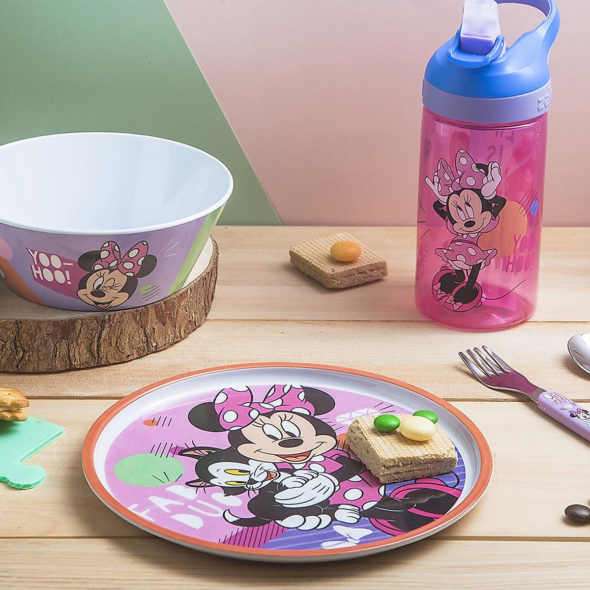 zak! 5-Piece Dinnerware Set, Disney Minnie Mouse - Durable Plastic & Stainless Steel - Includes Water Bottle, 8-Inch Plate, 6-Inch Bowl, Fork & Spoon - Suitable for Kids Ages 3+