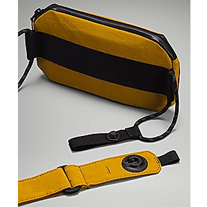 Lululemon Athletica Pop it Off Crossbody (Gold Spice/Black)