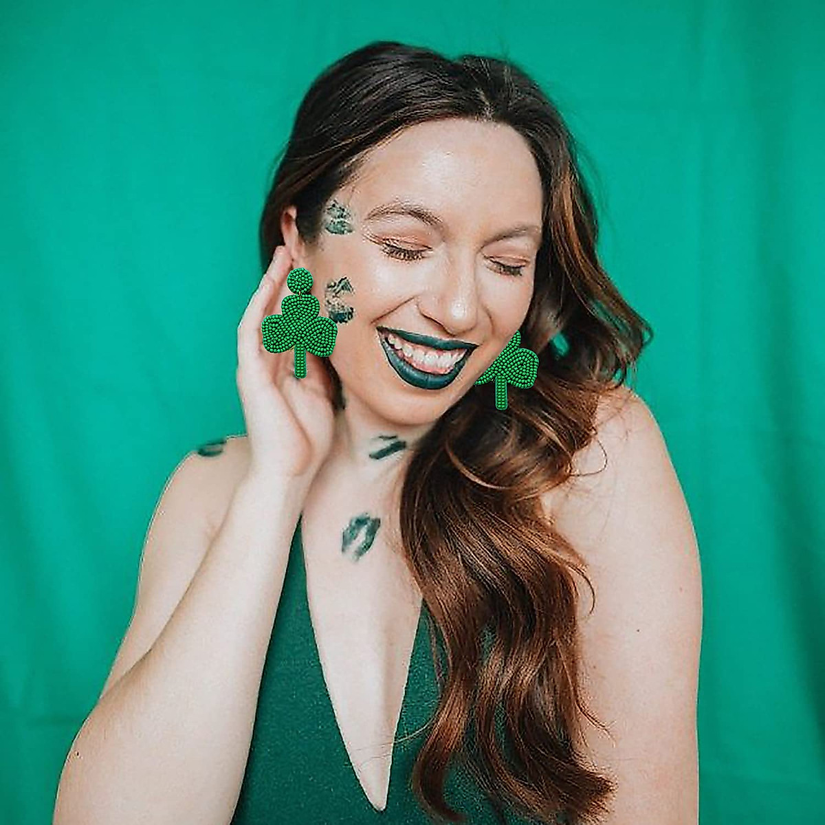 St. Patrick's Day Earrings Beaded Green Shamrock Earrings Handmade Lucky Leaf Drop Dangle Earring for Women Funny Irish Holiday Jewelry Gifts (Leaf 2)