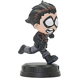 Diamond Select Toys Marvel Animated Series: Winter Soldier Statue,Multicolor