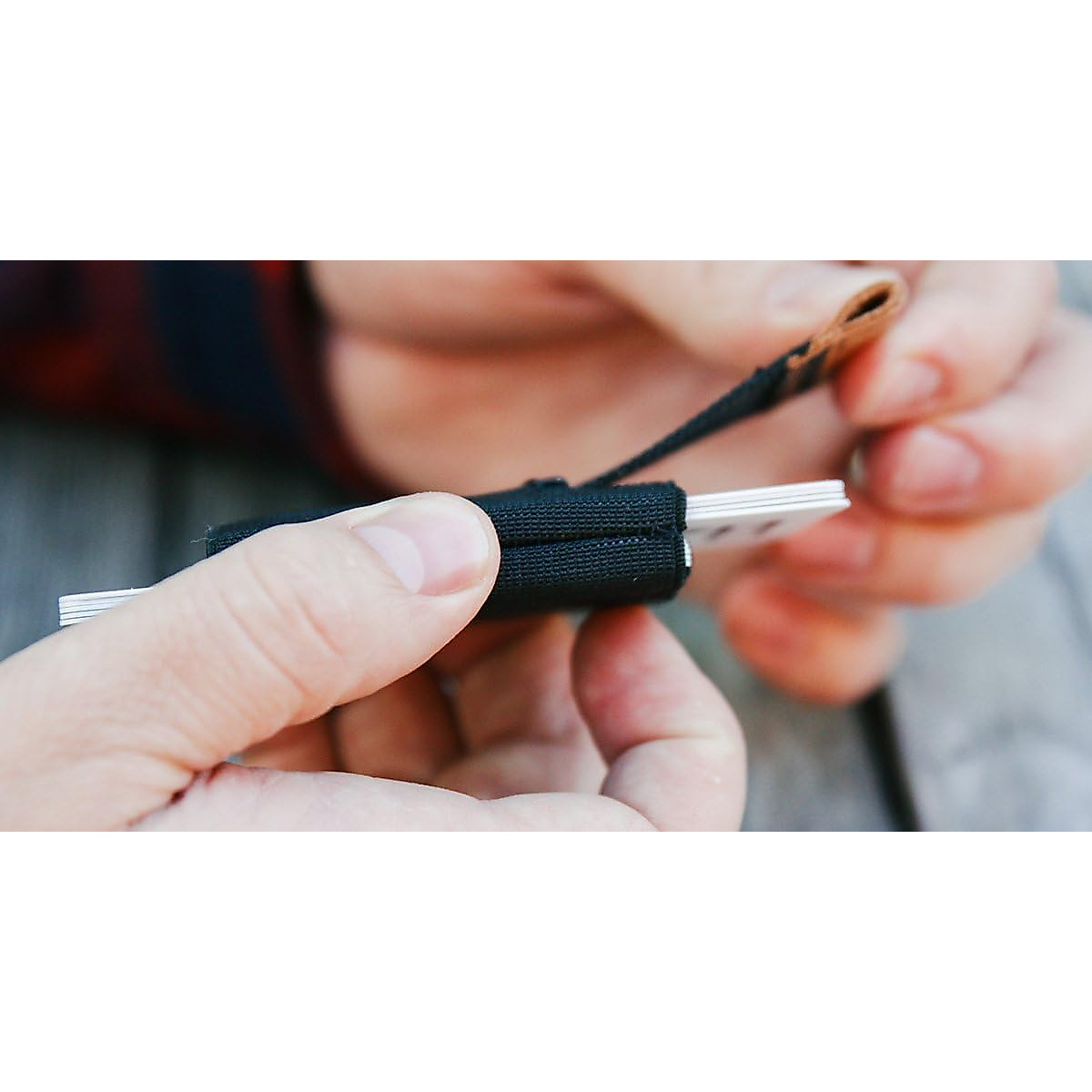 NOMATIC Minimalistic Wallet for Men and Women - Slim Wallet Fits In Front Pocket - Holds 4-15 Cards - Hidden Cash Holder and Key Holder Pocket (Black)