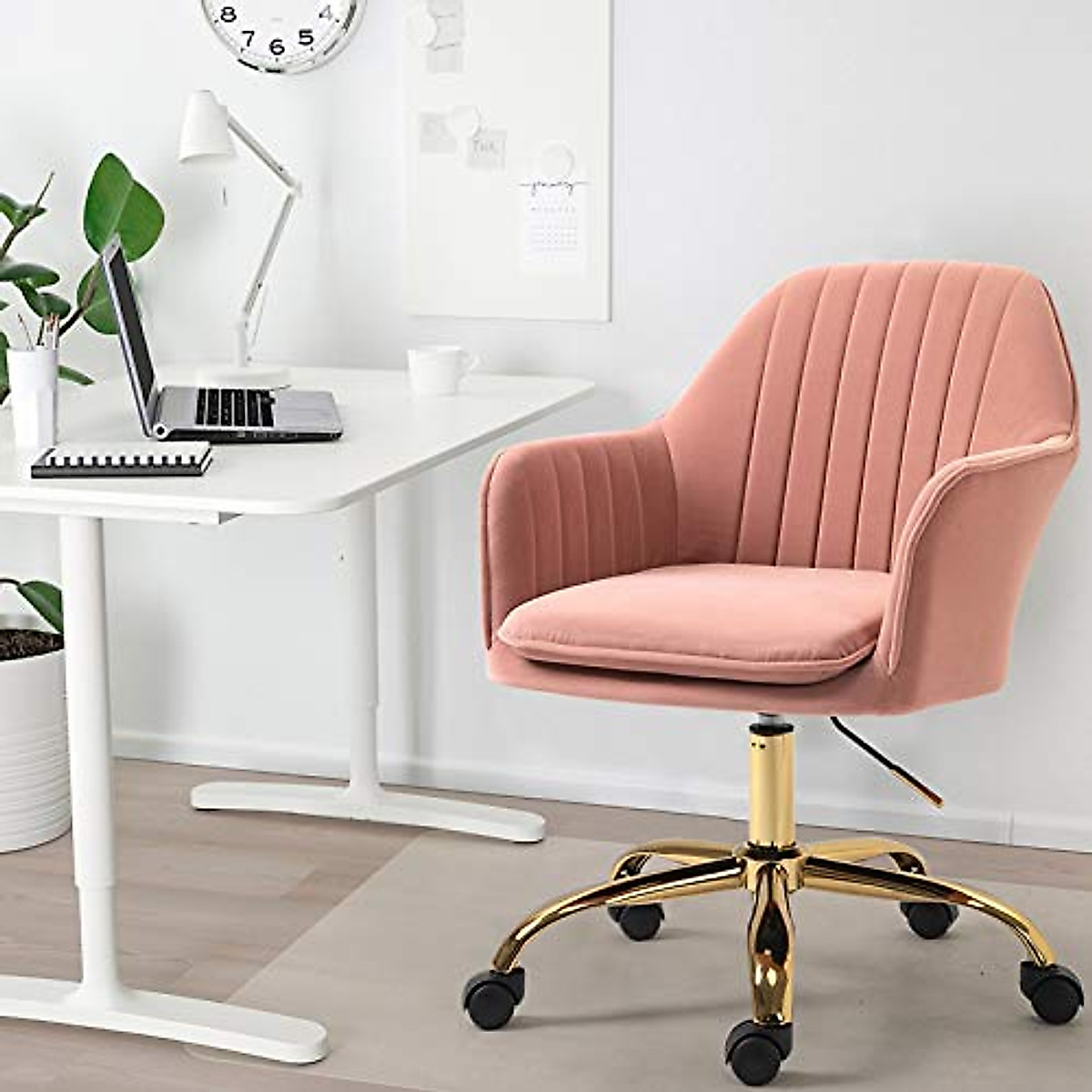 HOMHUM Desk Chairs with Wheels, Home Office Chair Mid-Back Velvet Office Chair Adjustable Cute Chair with Side Arms and Gold Metal Base for Living Room, Bedroom, Home Office, and Vanity Room (Pink)