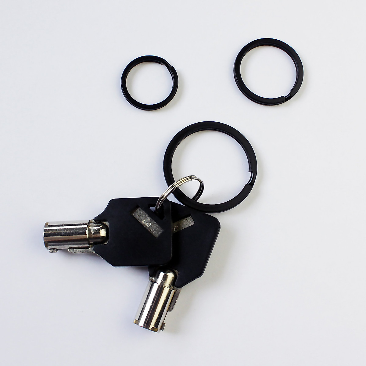 Flat Key Rings Key Chain Metal Split Ring 36pcs (Round 3/4 Inch, 1 Inch and 1.25 Inch Diameter), for Home Car Keys Organization, Electroplated Black