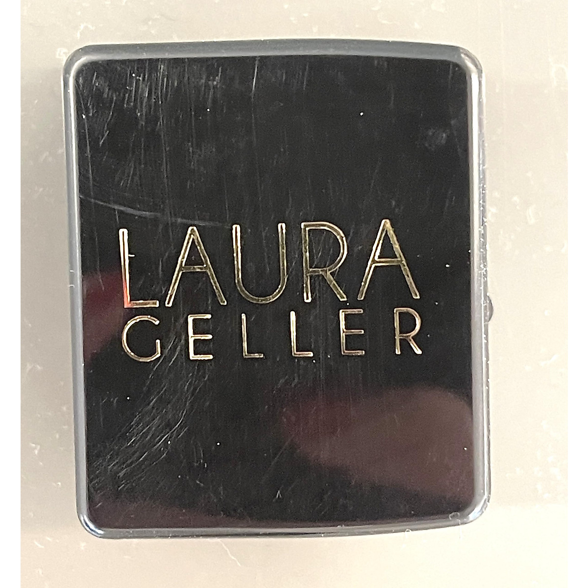 LAURA GELLER NEW YORK Eye + Lip Cosmetic Pencil Sharpener - Easy to Clean - Eyeliner, Lip Liner and Eyebrow Pencil Sharpener